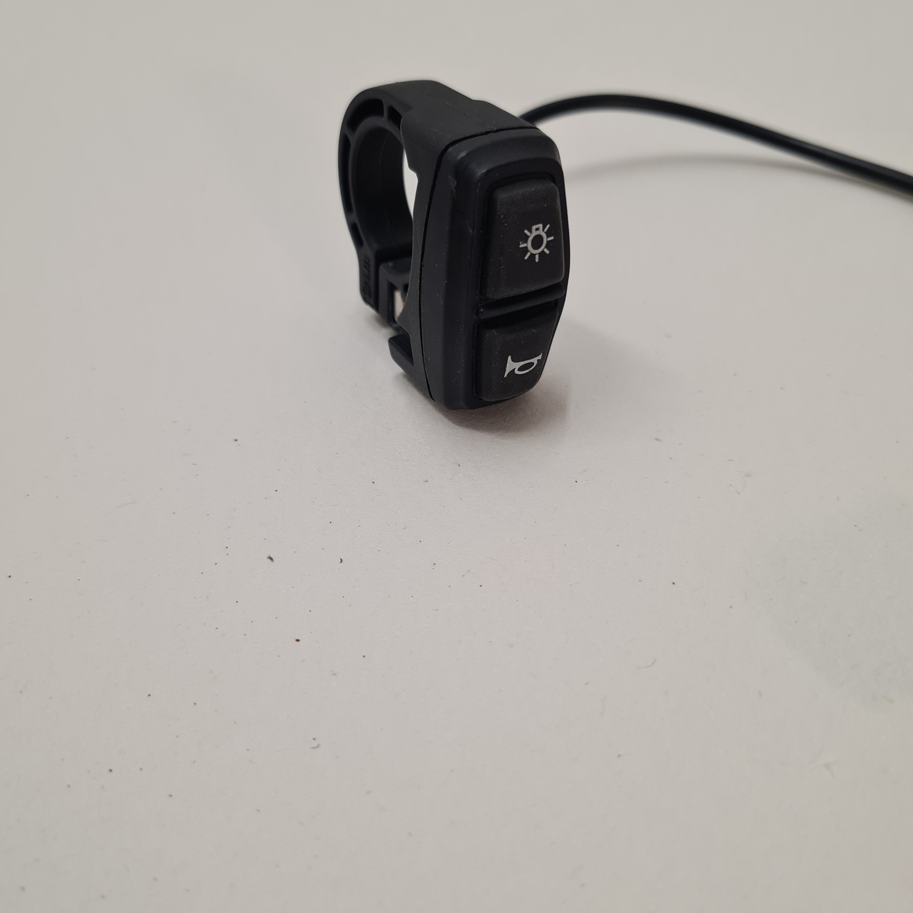 Lights and horn button – Yeovil E bikes